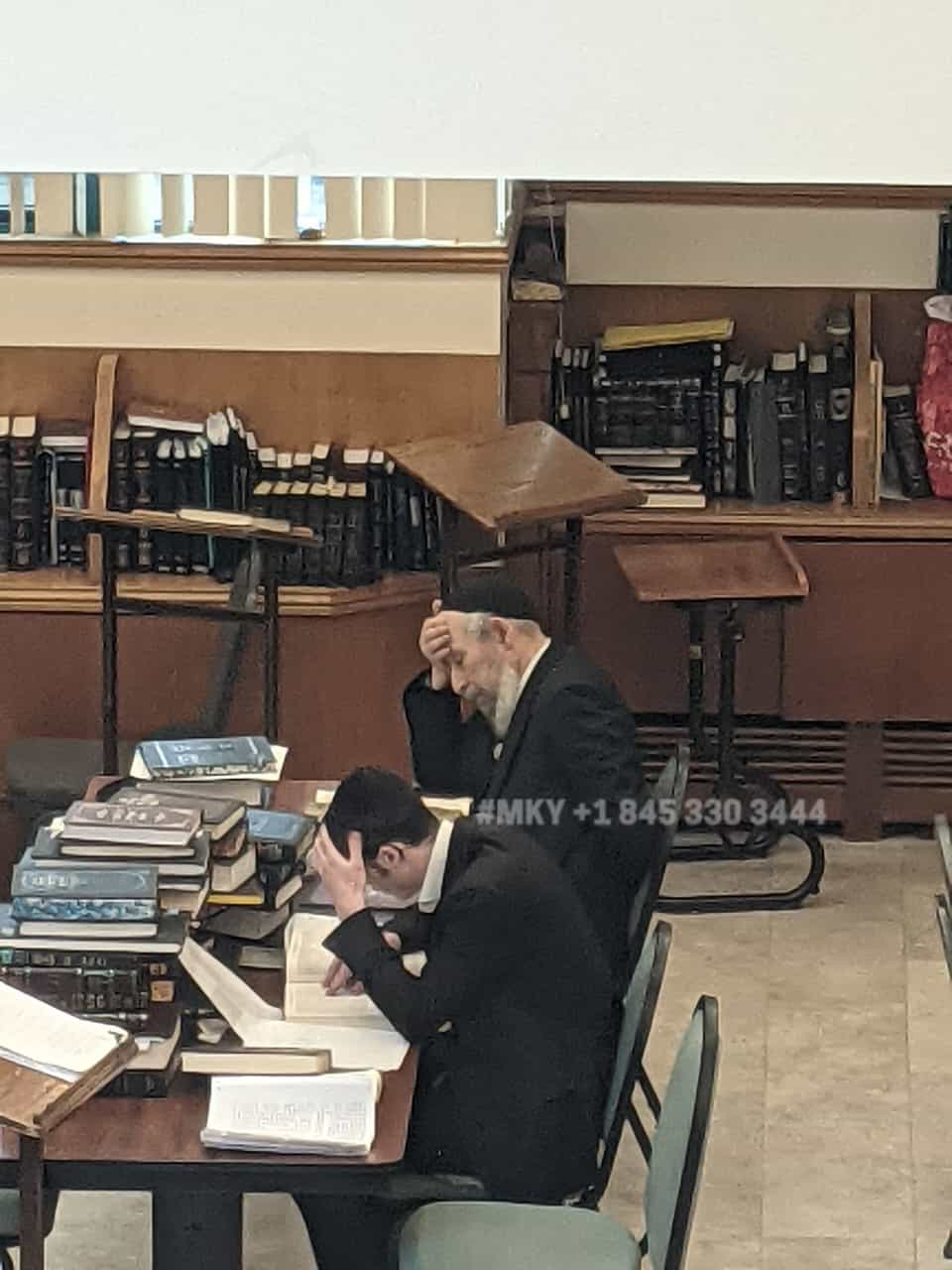Rav Yitzchok Kolodetzky, visiting America, is back at home – in Yeshiva ...