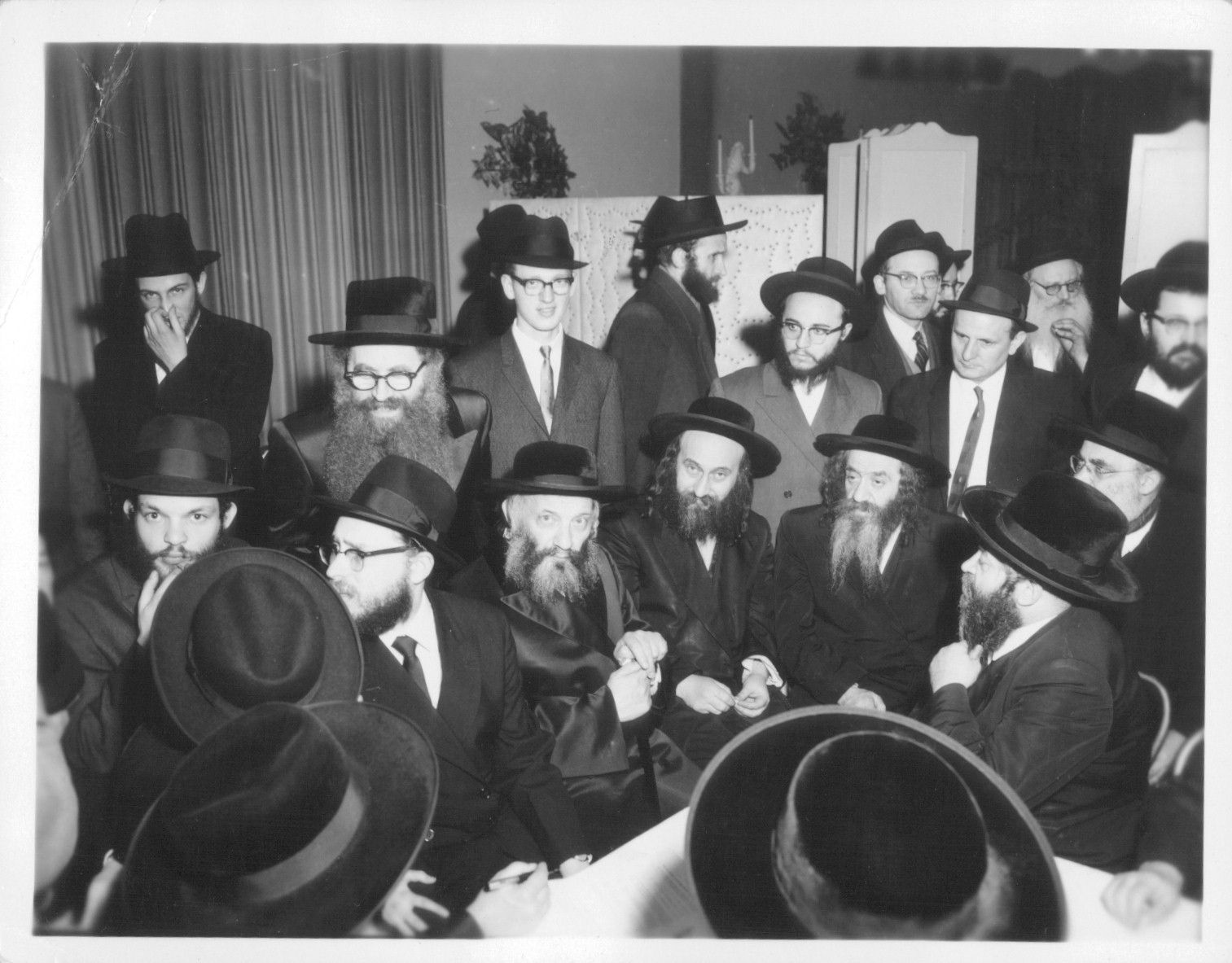 Rav Chezkel Mertz flanked by the Rebbes of Spinka and Pupa. Of Reb ...